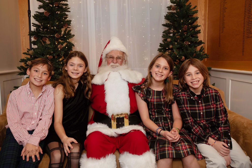 2023 Santa Brunch - The Redding Country Club