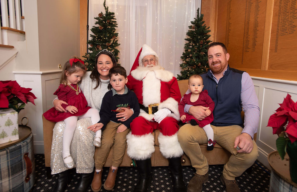 2023 Santa Brunch - The Redding Country Club