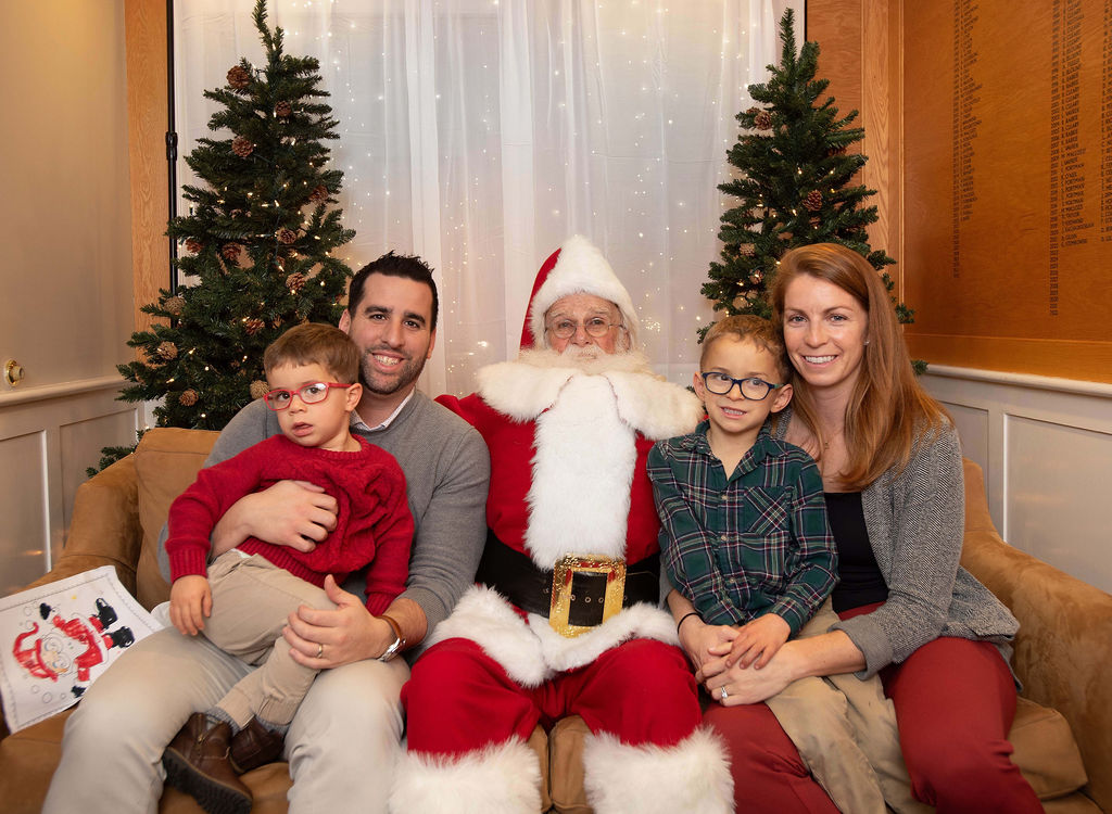 2023 Santa Brunch - The Redding Country Club