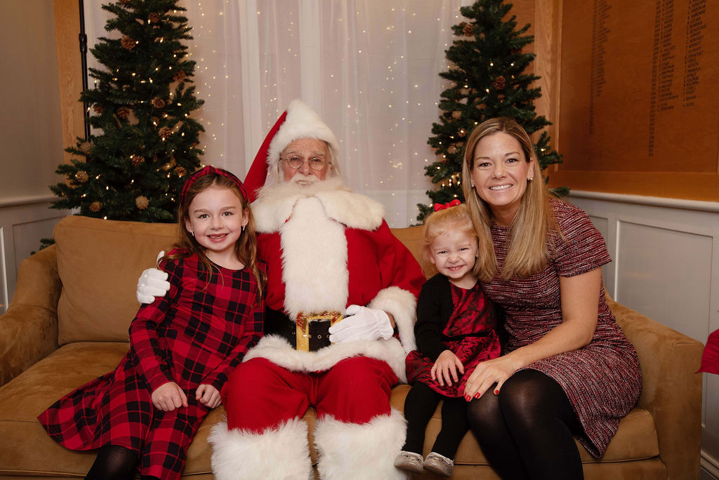 2023 Santa Brunch - The Redding Country Club